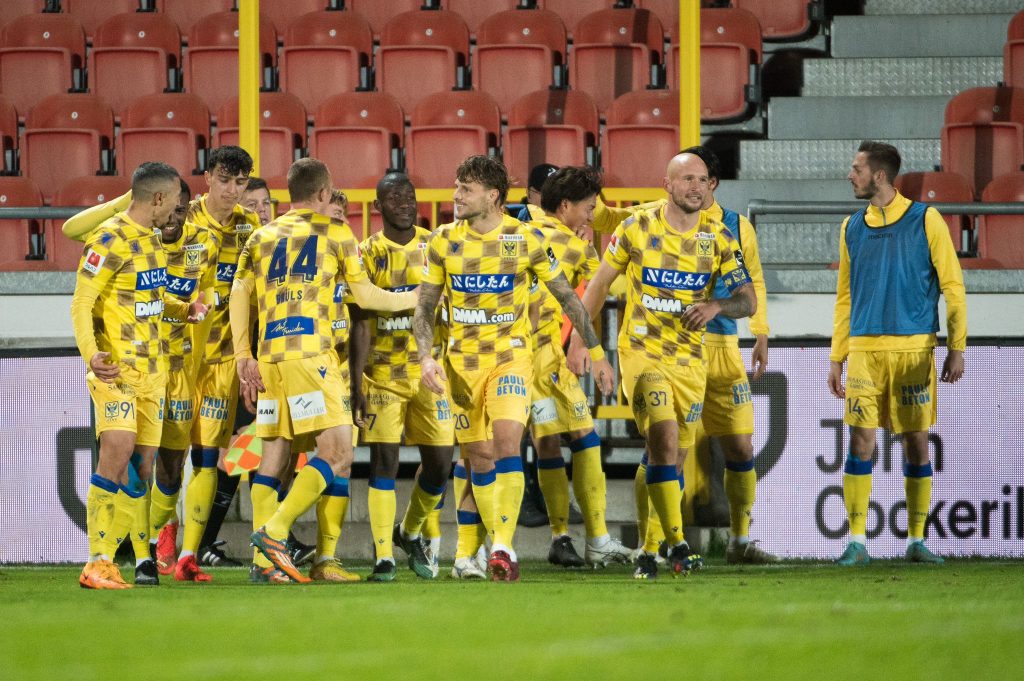 【第16節スラン戦】林選手とブルーノ選手のストライカーデュオの2試合連続アベック弾で連勝！暫定7位に浮上。 | STVV（シント＝トロイデンVV）日本公式サイト