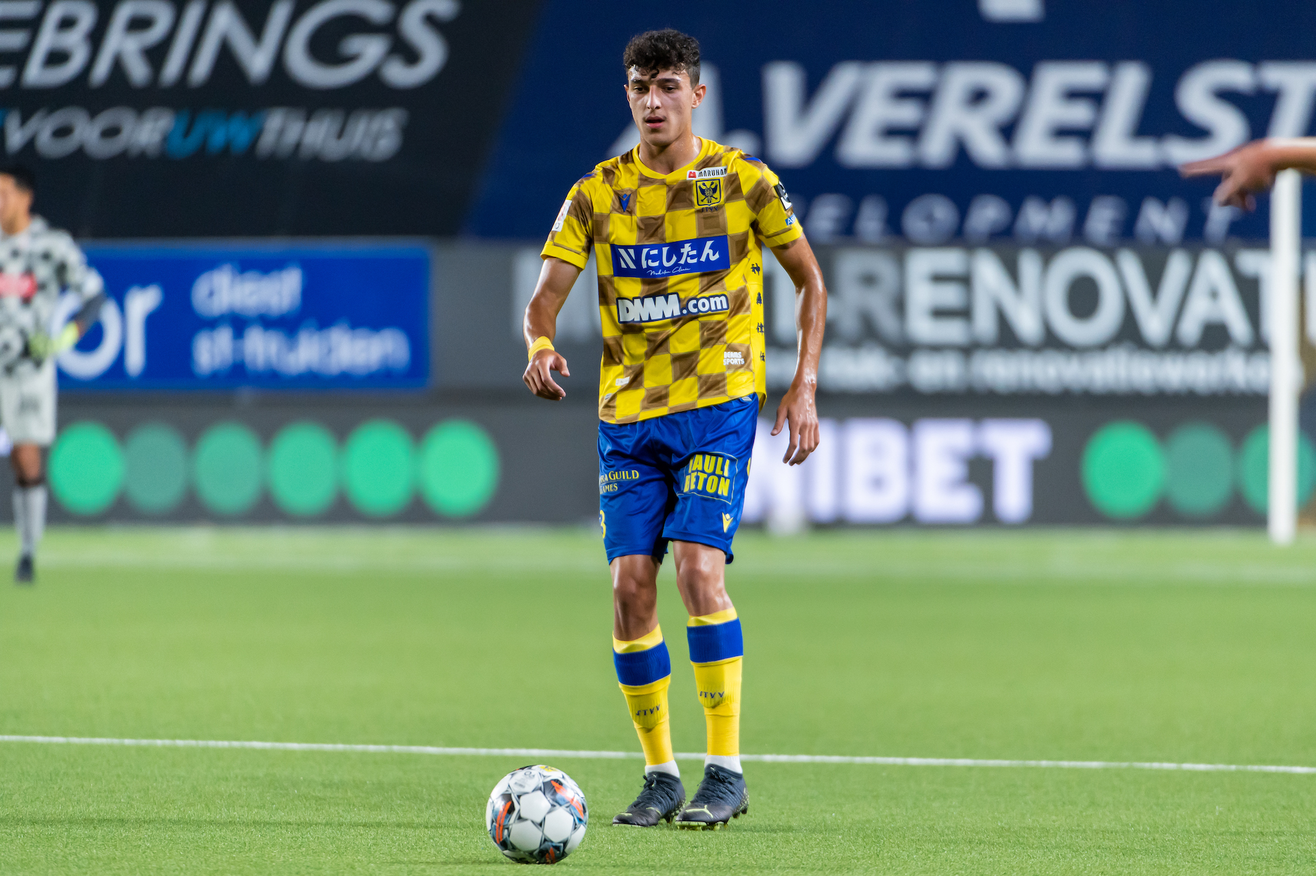 【お知らせ】DFアミーン・アル・ダヒル選手 ベルギーU-21代表選出について | STVV（シント＝トロイデンVV）日本公式サイト