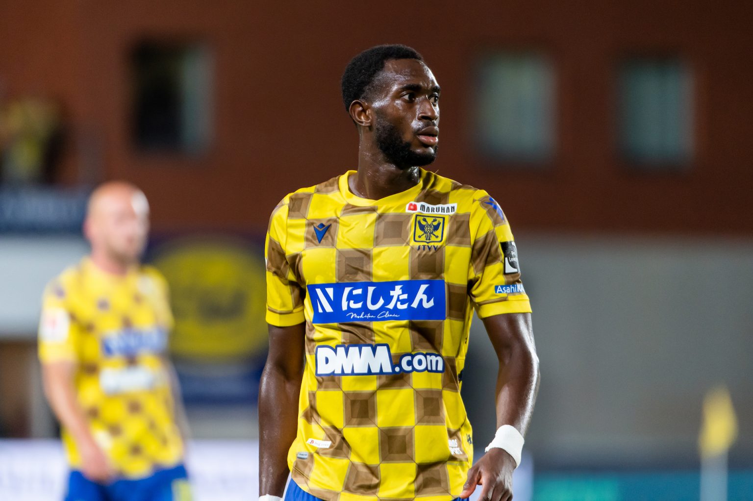 【お知らせ】MFモリー・コナテ選手 ギニア代表選出について | STVV（シント＝トロイデンVV）日本公式サイト