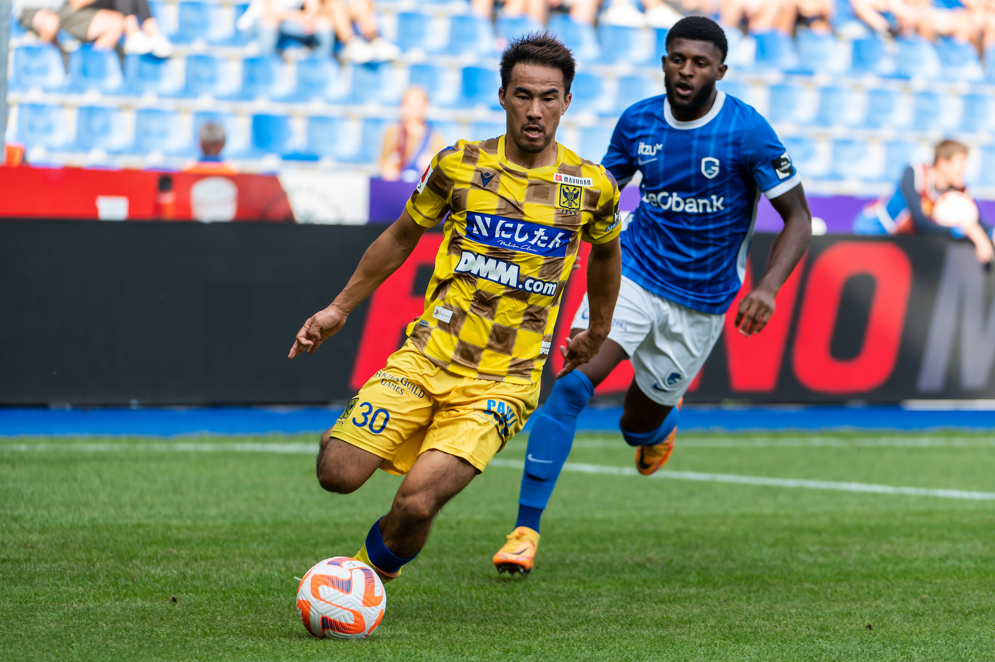 【お知らせ】FW岡崎慎司選手と契約延長合意について | STVV（シント＝トロイデンVV）日本公式サイト