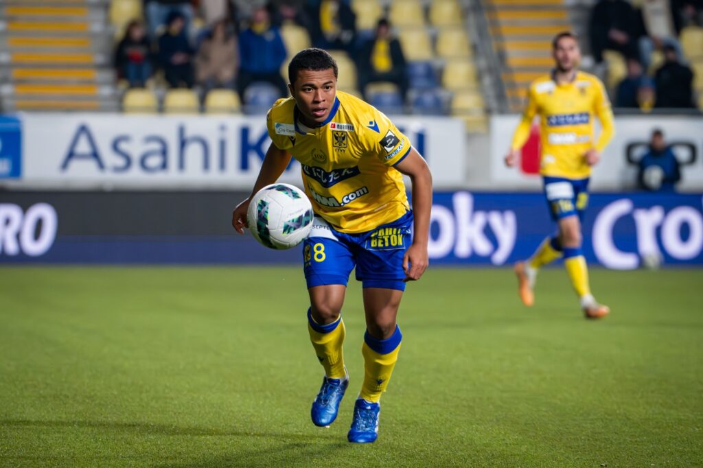 【カップ戦ラウンド16】最後まで反撃の1点が遠く、カップ戦はラウンド16で敗退 | STVV（シント＝トロイデンVV）日本公式サイト