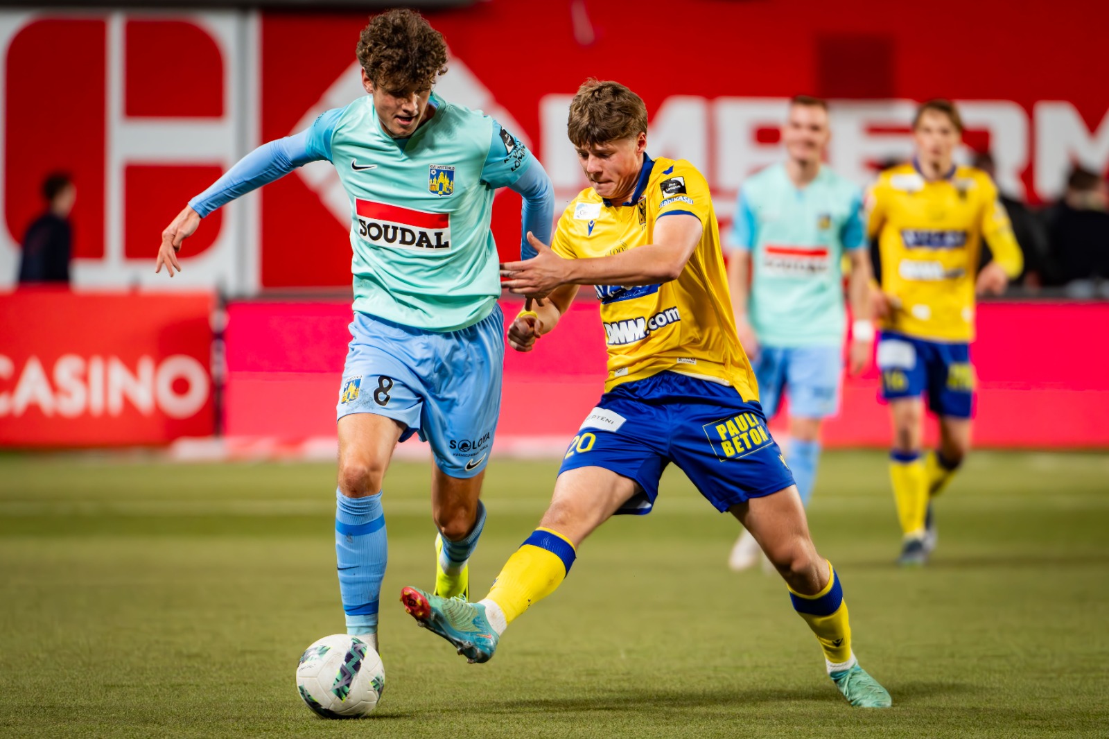 【リーグ第27節 ウェステルロー戦】 伊藤選手の先制弾を守りきり、100周年記念試合で勝利！ | STVV（シント＝トロイデンVV）日本公式サイト