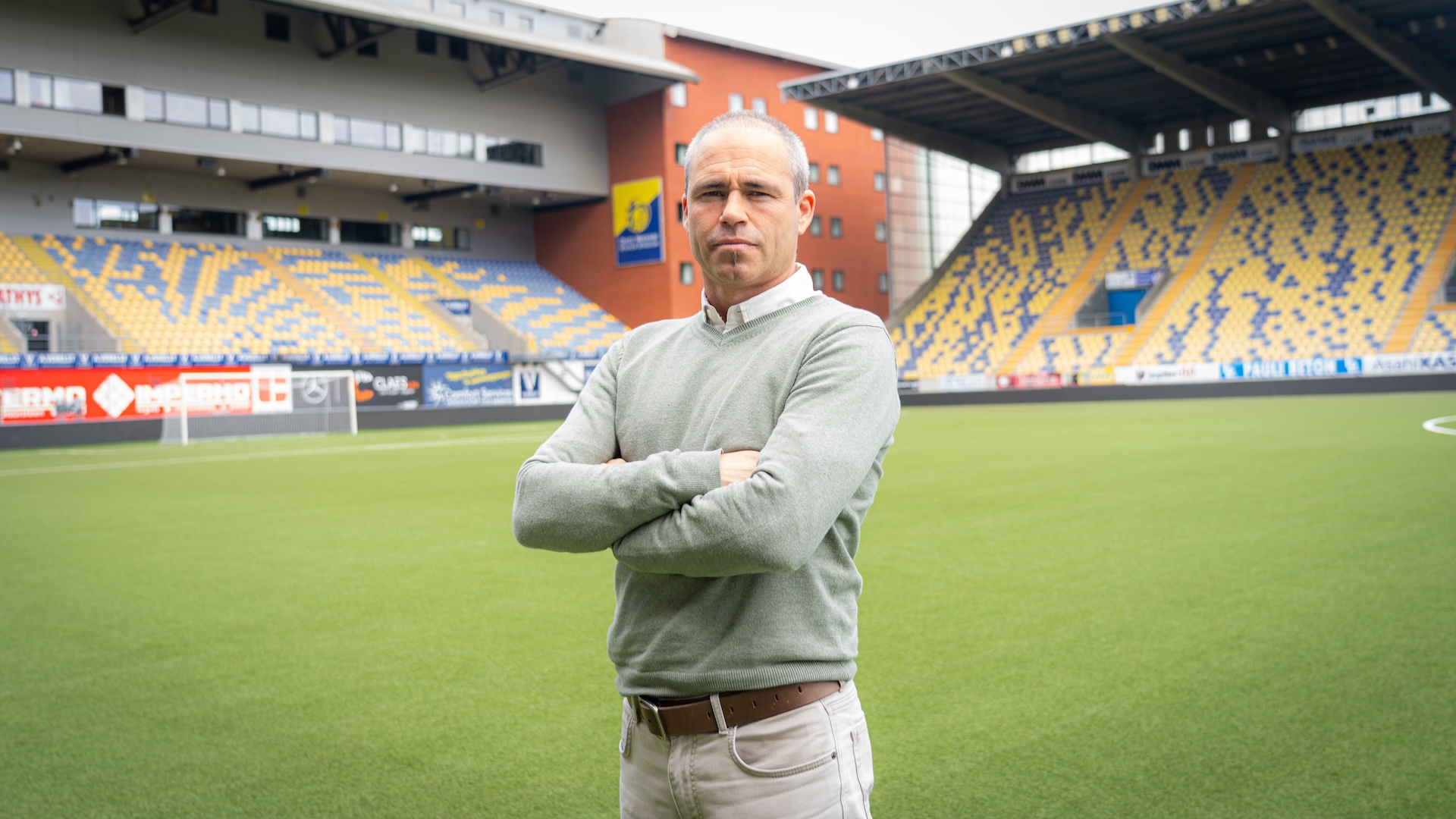 【お知らせ】 ベニー・ルーネンバーグ氏のU23監督就任について | STVV（シント＝トロイデンVV）日本公式サイト