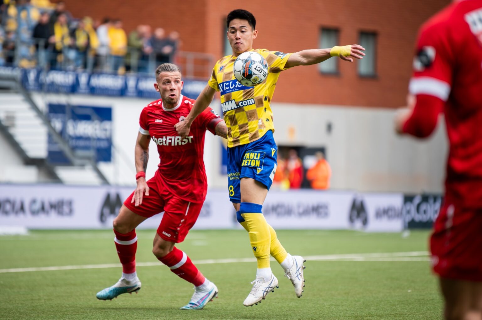 【退団】FW 林大地選手 ガンバ大阪へ完全移籍のお知らせ | STVV（シント＝トロイデンVV）日本公式サイト