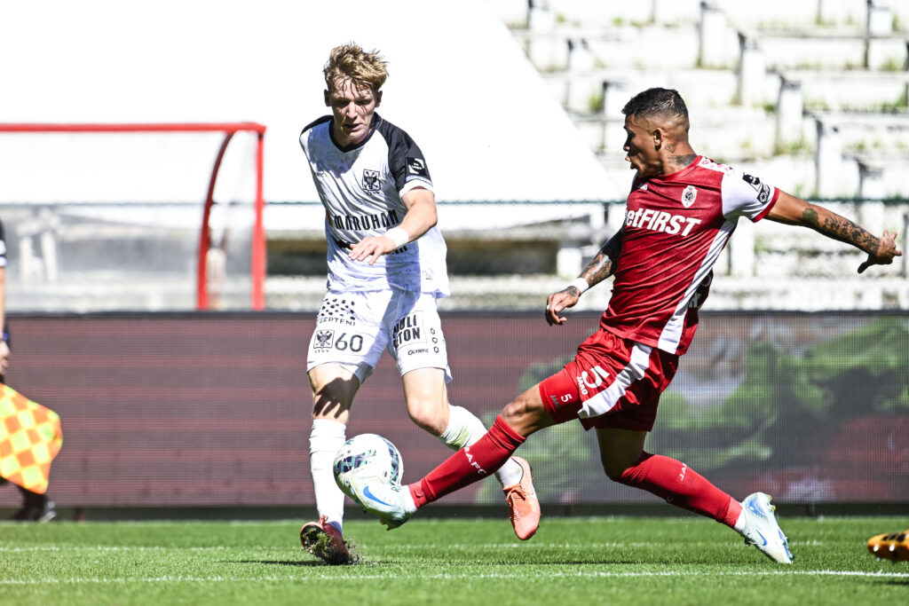 【お知らせ】MFロベルト・ヤン・ヴァンウェセマール選手との契約延長合意について | STVV（シント＝トロイデンVV）日本公式サイト